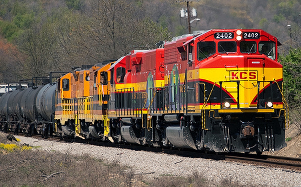 KCSM regula operaciones en Lázaro Cárdenas – THE LOGISTICS WORLD ...