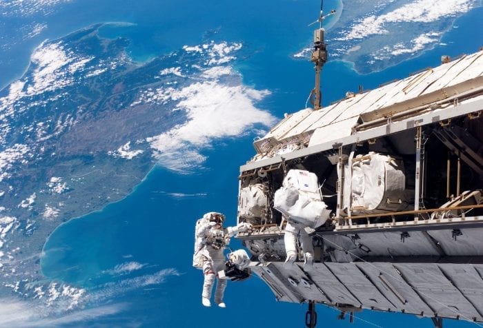 Jeff Bezos, su viaje al espacio y los beneficios de la exploración espacial