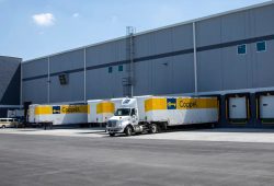 La estrategia de Coppel: éxito en ventas y liderazgo en logística