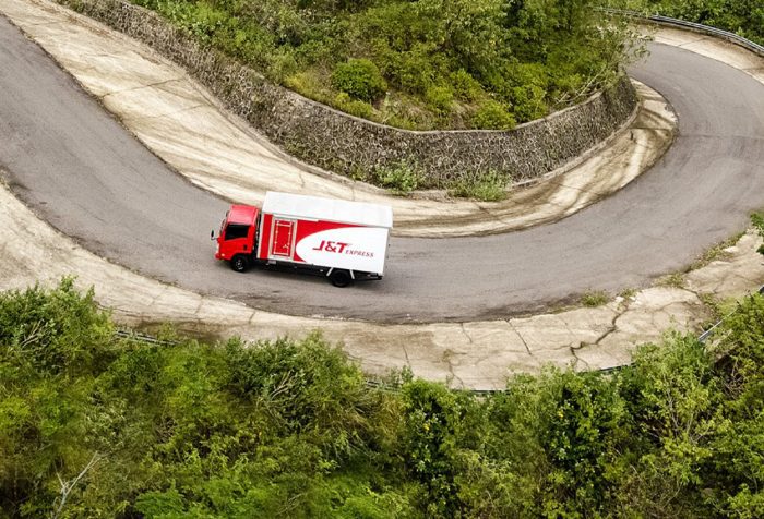 J&T Express lanza servicio de entrega de paquetes pequeños desde China