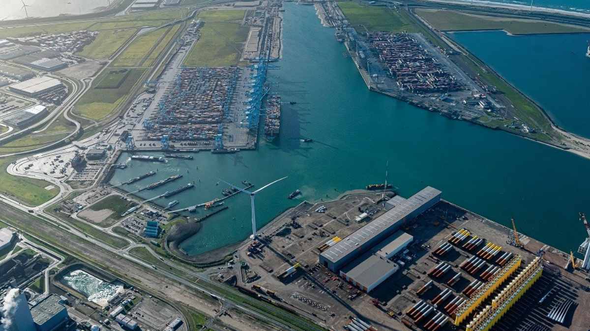 Prueba exitosa de atracadero inteligente en Puerto de Róterdam