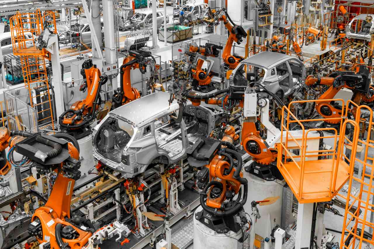 Producción industrial de EE.UU retoma el crecimiento en abril impulsada por la industria automotriz
