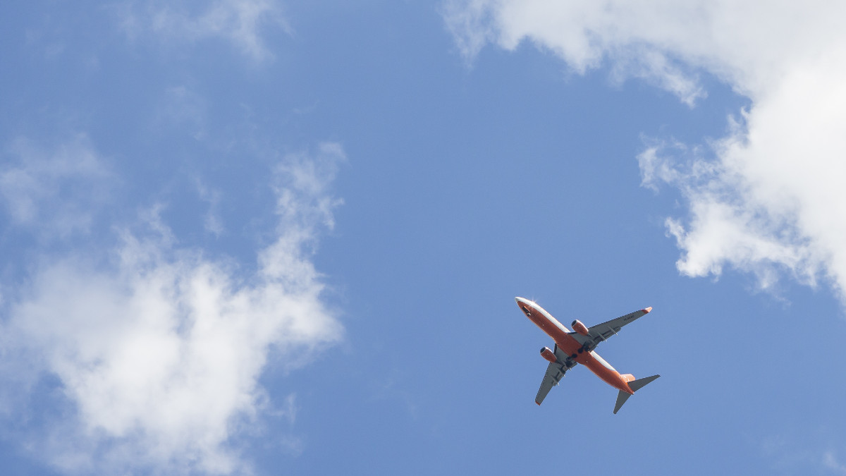 Lanzan solución de combustible de aviación bajo en carbono
