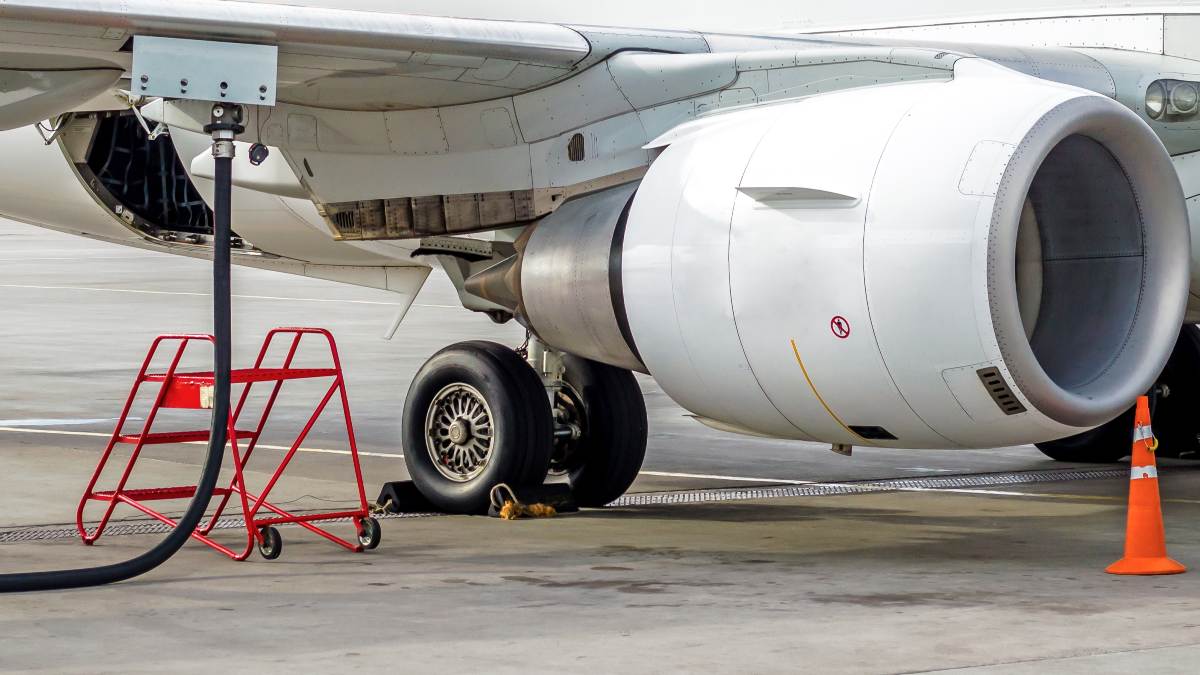 DHL comprará Combustible Sostenible de Aviación