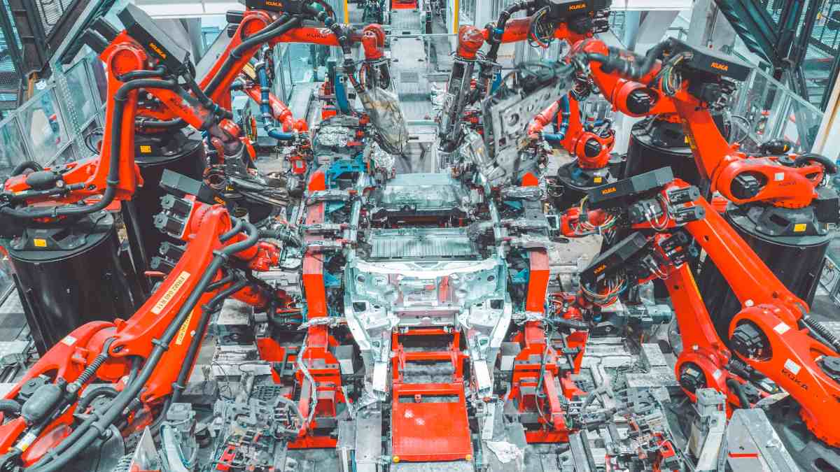 Gigacasting, modelo que ya adoptan fabricantes de autos